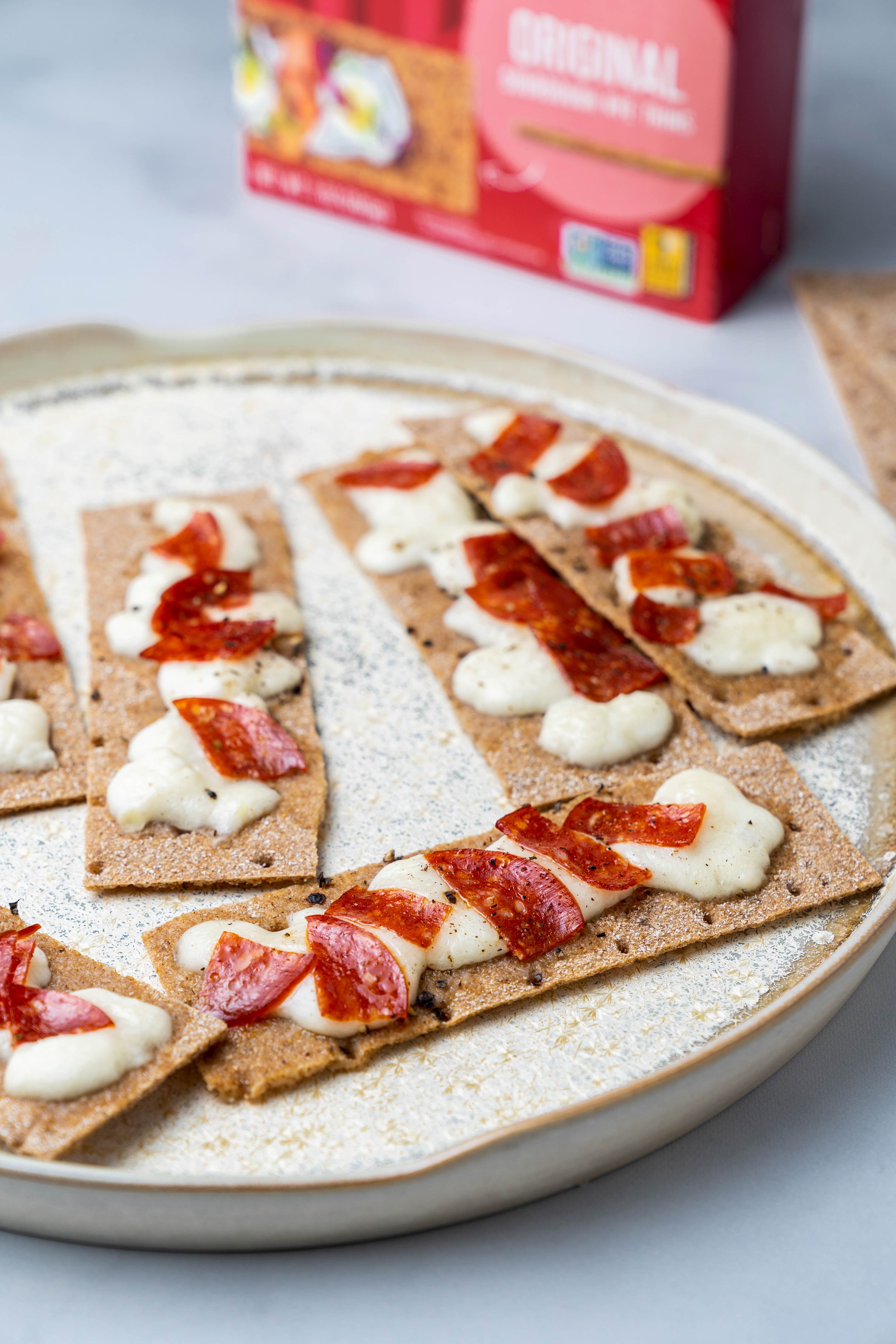 Mini Pizza Thins | LM Identity manual